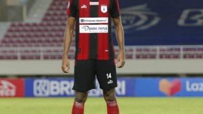 Brian Fatari Tinggalkan Persipura, Bergabung di Dewa United Kota ...